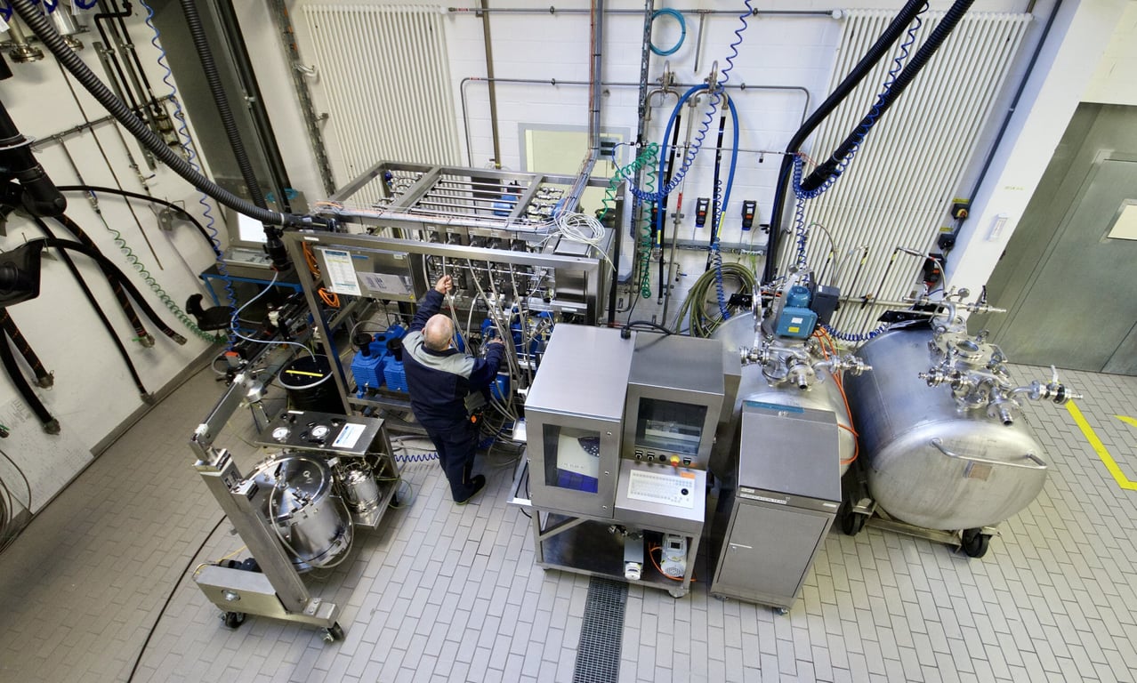 Evaluating the adoption of Biotage® Flash 400 into existing API ...